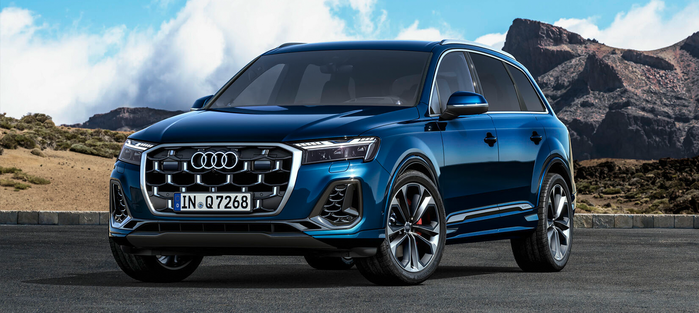 Audi Q7 Videos