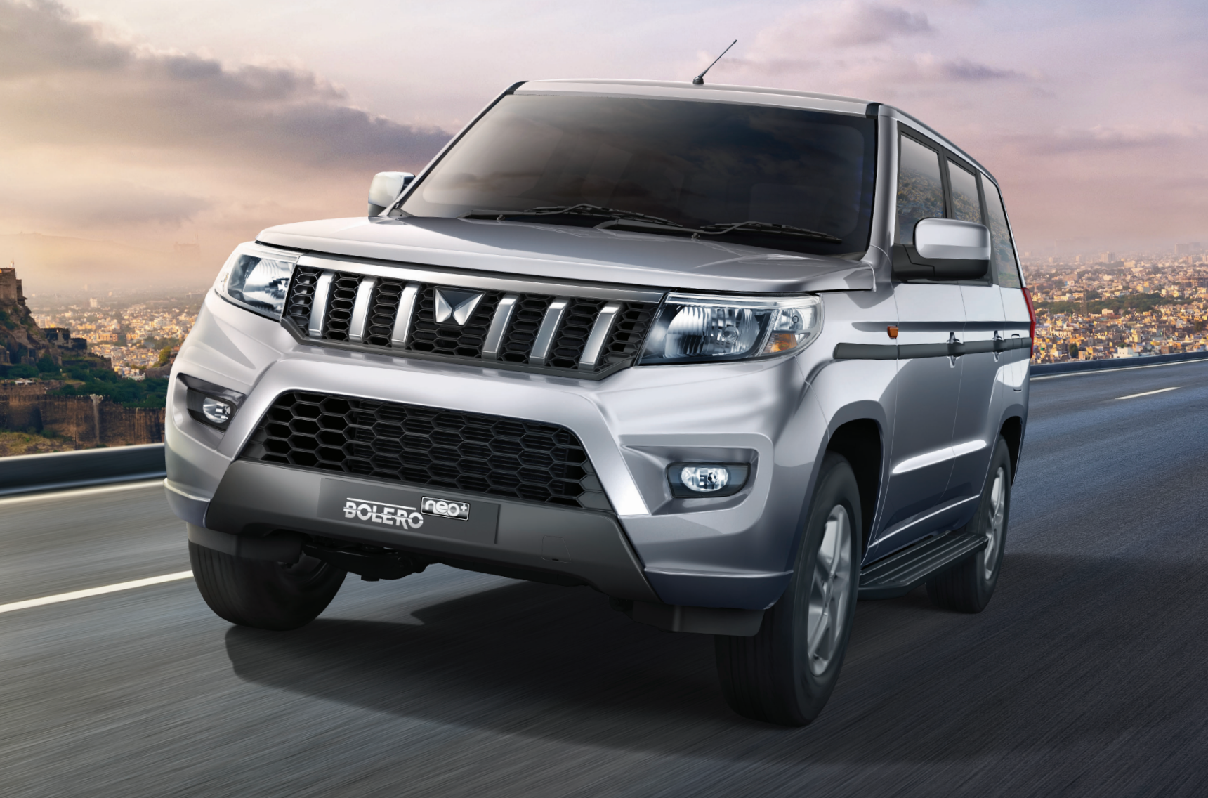 Mahindra Bolero Neo Plus vs Mahindra Scorpio-N vs Maruti Suzuki Invicto ...