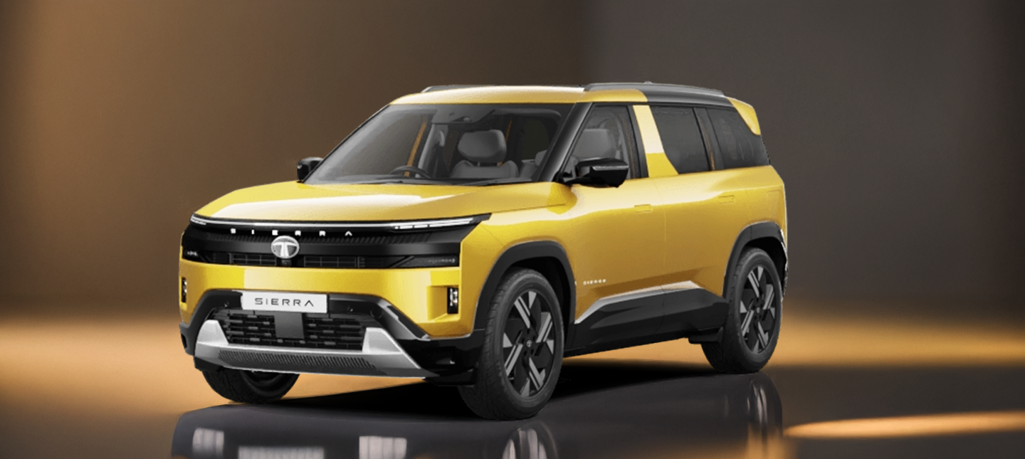 Tata Sierra vs Toyota Innova Crysta vs Toyota Innova Hycross Comparison ...